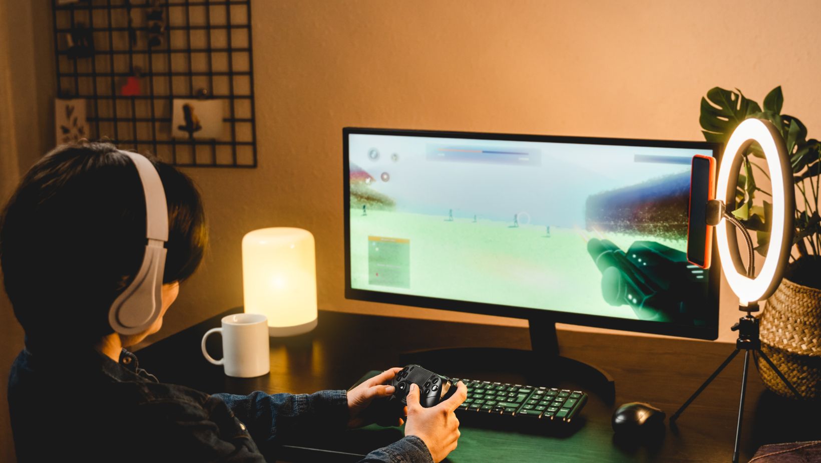 Streaming Success: Unleashing Potential on Twitch's Live Broadcasting ...